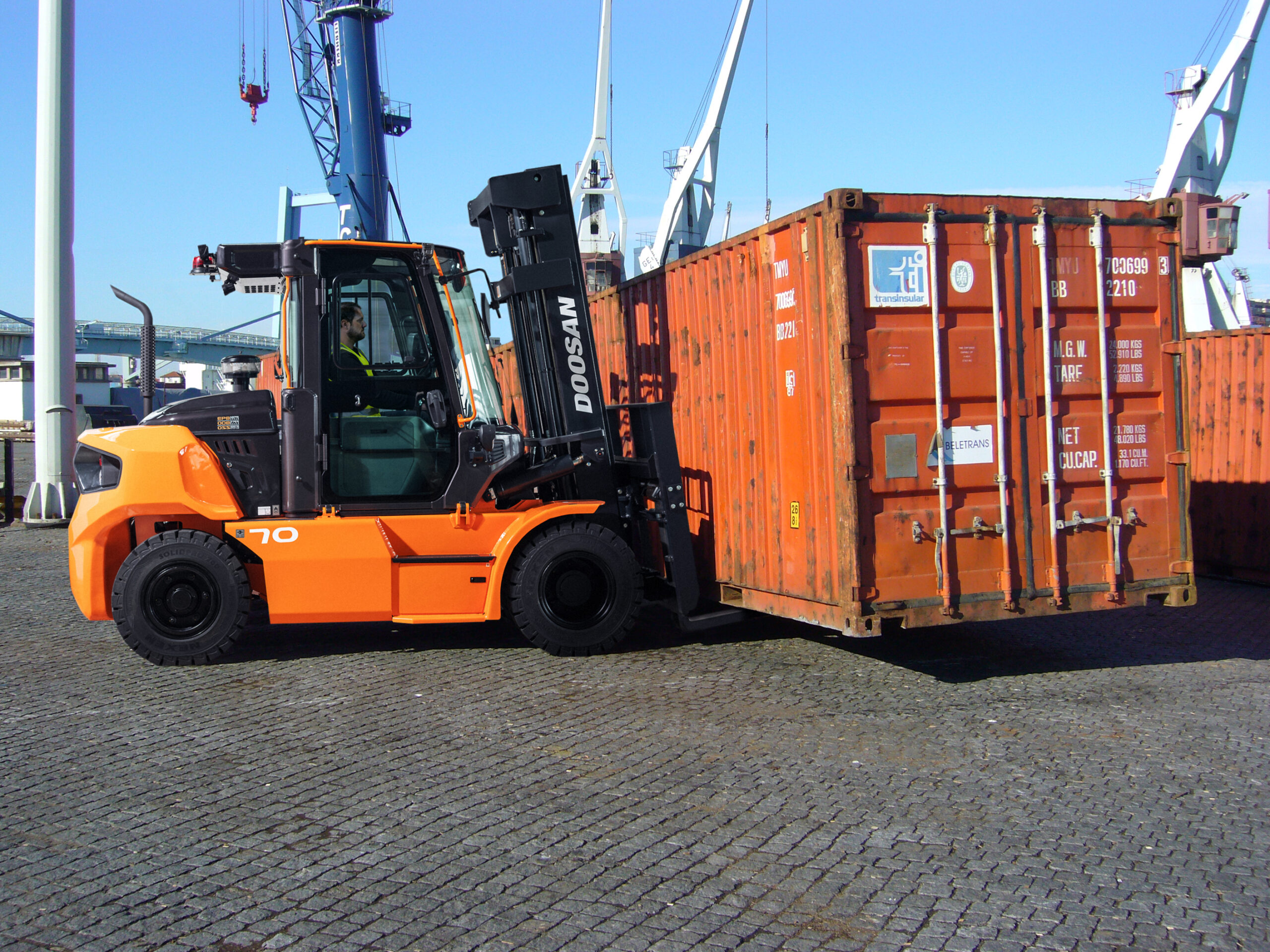 Doosan D60S-D90S Forklifts | Valley Industrial Trucks